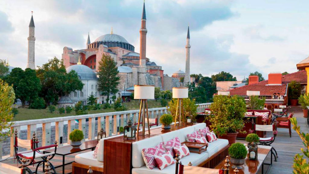 Four Seasons Rooftop – istanbulite